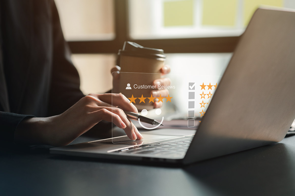 Bandwagon Advertising Examples: How To Use This Effect In Ads
